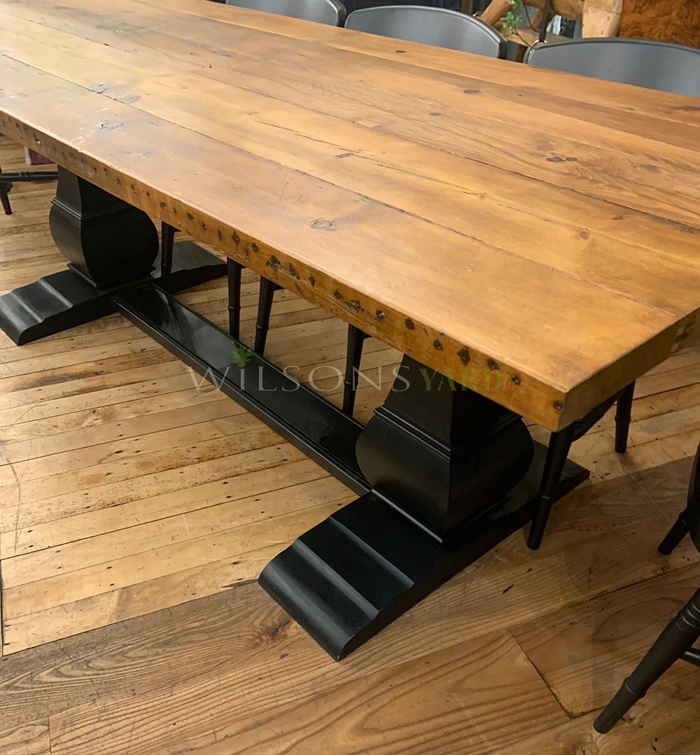 Large Vinese kitchen table