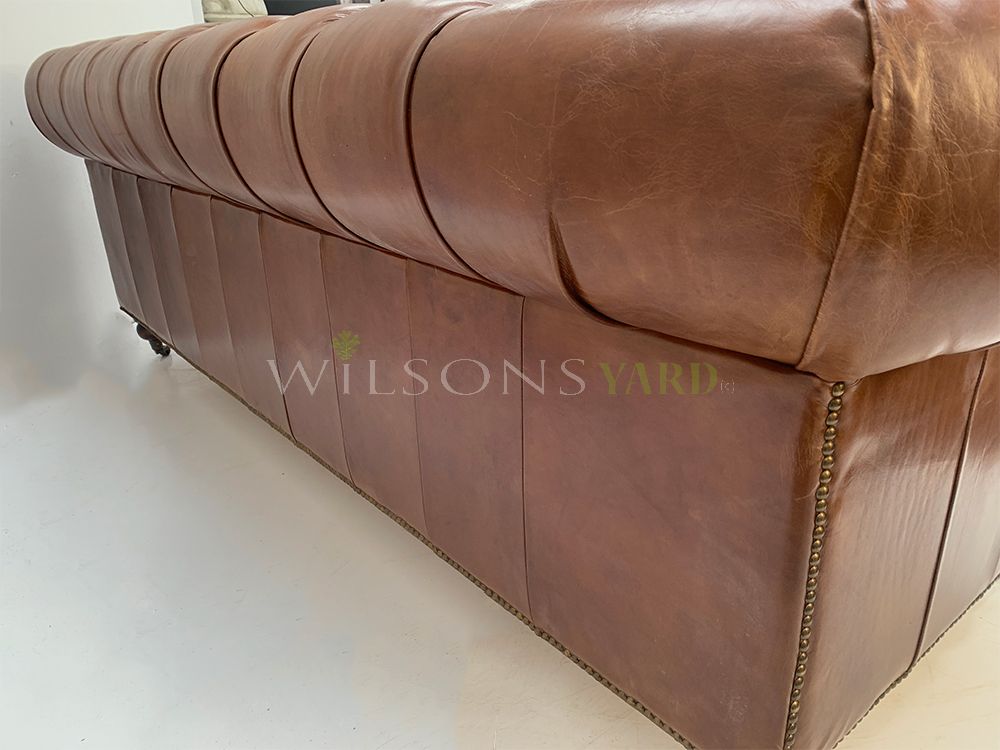 Stunning period style 3 seater Chesterfield settee